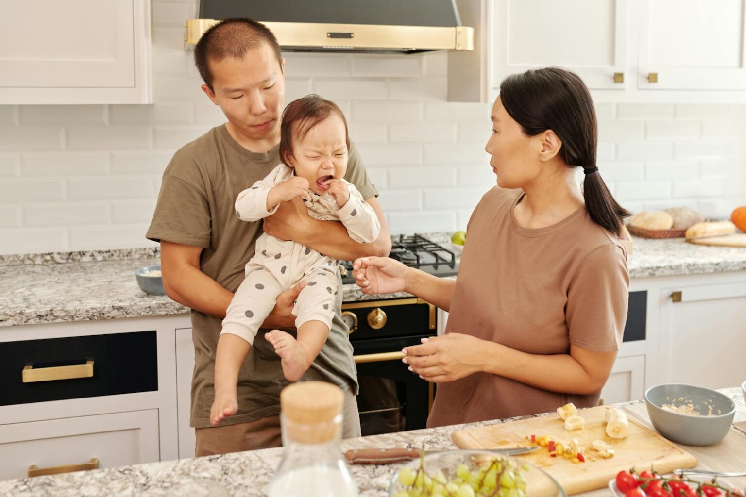 Child Has Abscessed Baby Tooth – What Are the Risks?